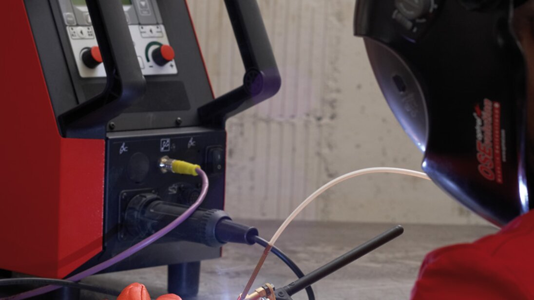 Lorch Feed: Wire feed for TIG welding units.