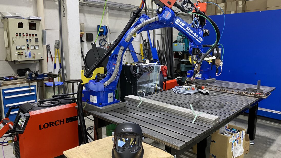 The V-RoboTIG: TIG automation for pros.