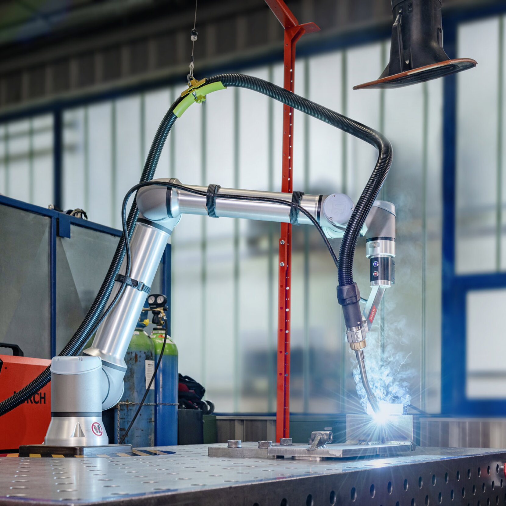 The Lorch Cobot Welding Solutions UR10e MIG-MAG